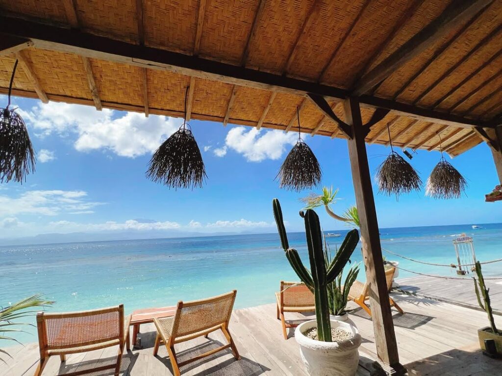 Best Cafes in Nusa Penida - Local tour operator based in Nusa Pen...
