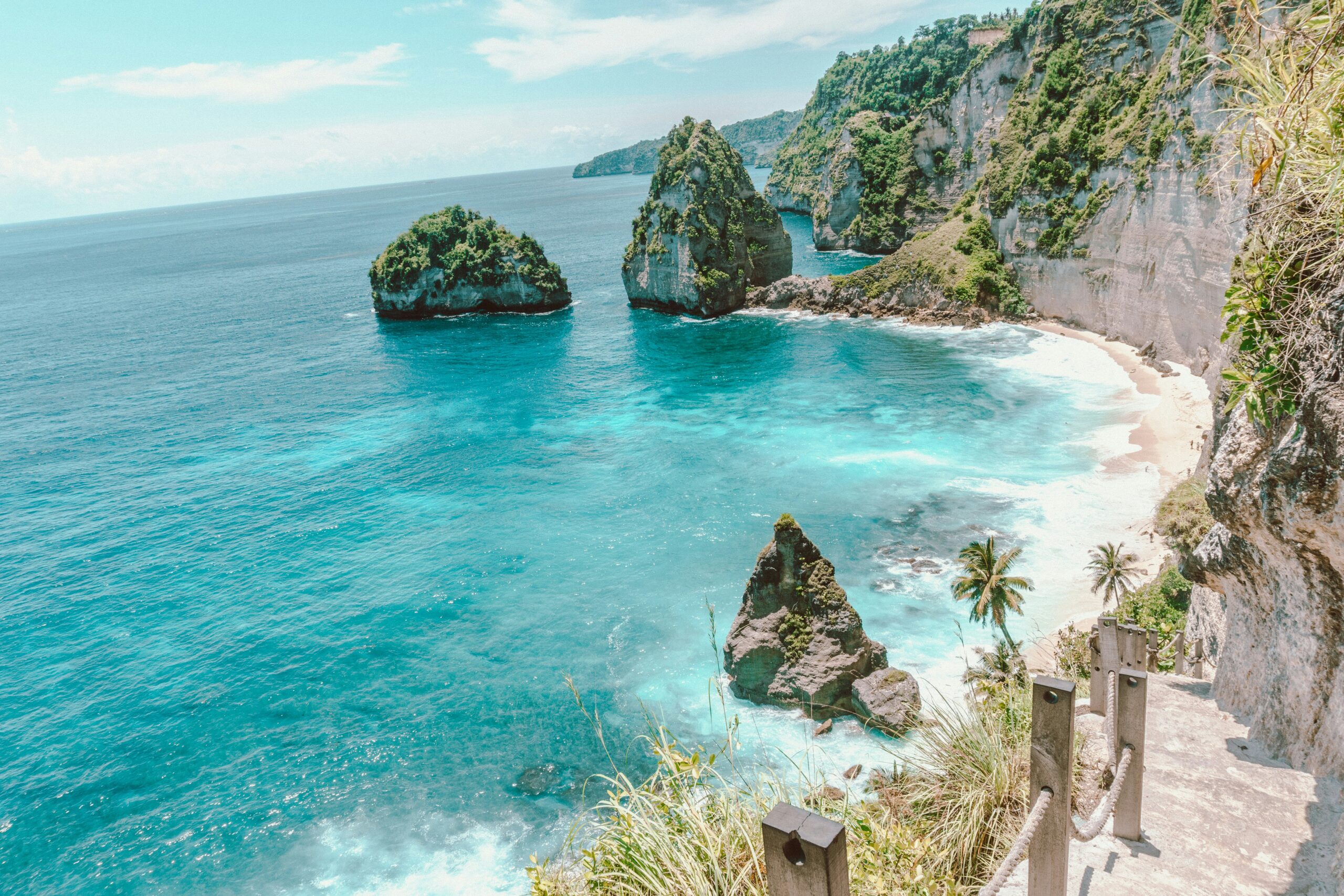 Diamond Beach - Local tour operator based in Nusa Penida