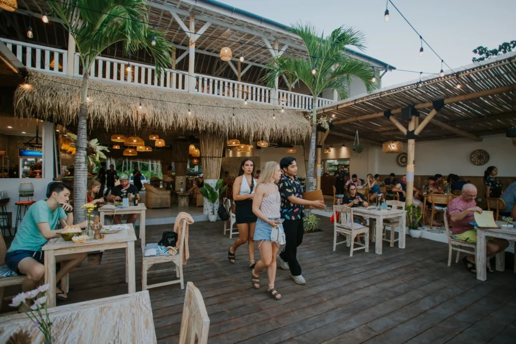 Best Cafes in Nusa Penida - Local tour operator based in Nusa Pen...